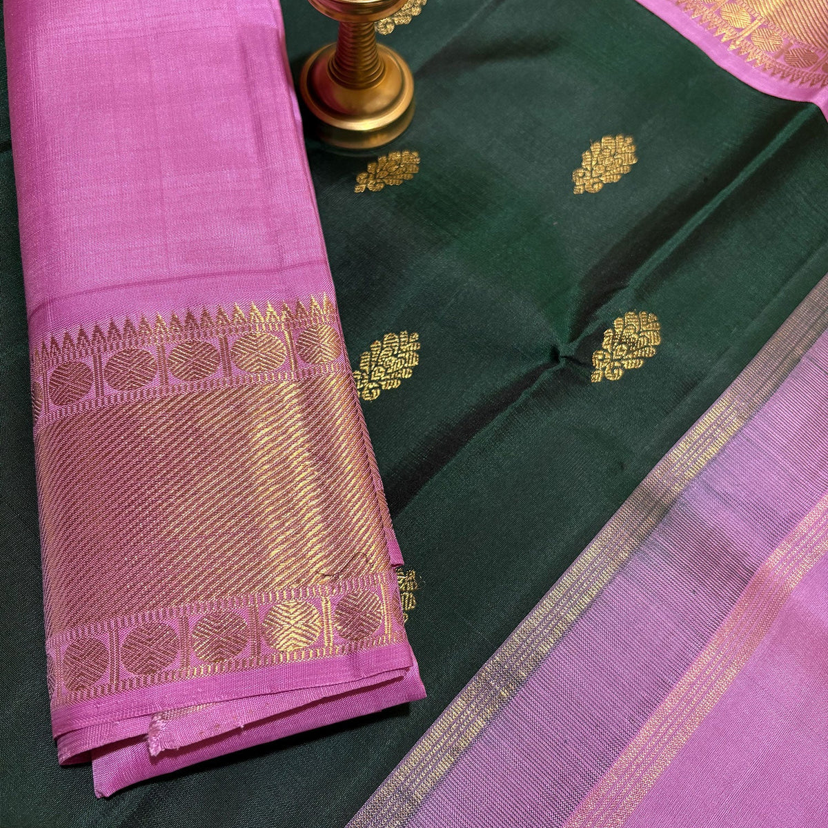 Karum Pachhai Korvai Kanjivaram Silk Saree with Paneer Roja Border - R ...
