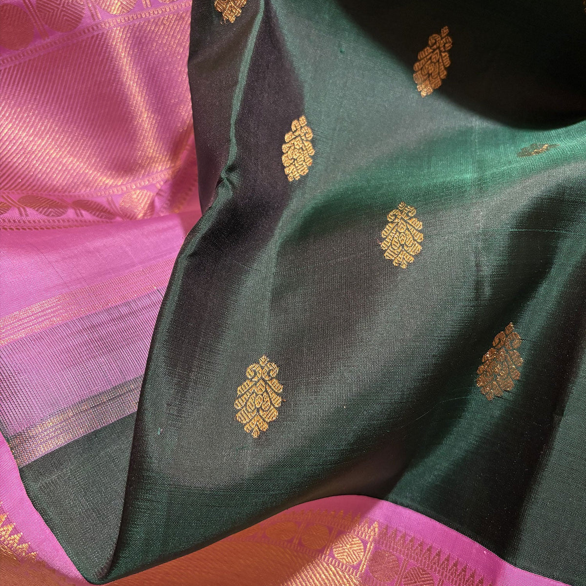 Karum Pachhai Korvai Kanjivaram Silk Saree with Paneer Roja Border - R ...